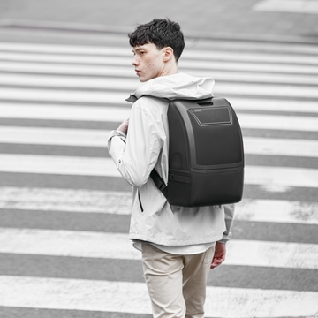 WATSON - Packs that stand up to the future of work.